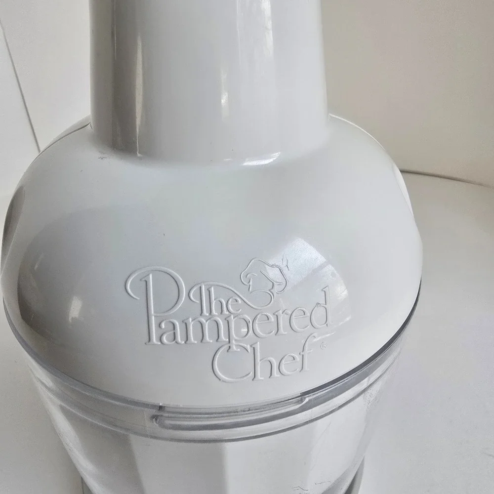 Pampered Chef | Kitchen | Pampered Chef Food Chopper Push Function ...